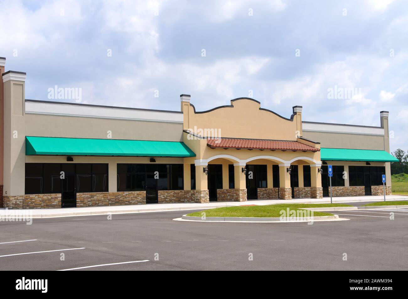 Store Front in a New Shopping Center Stock Photo - Alamy