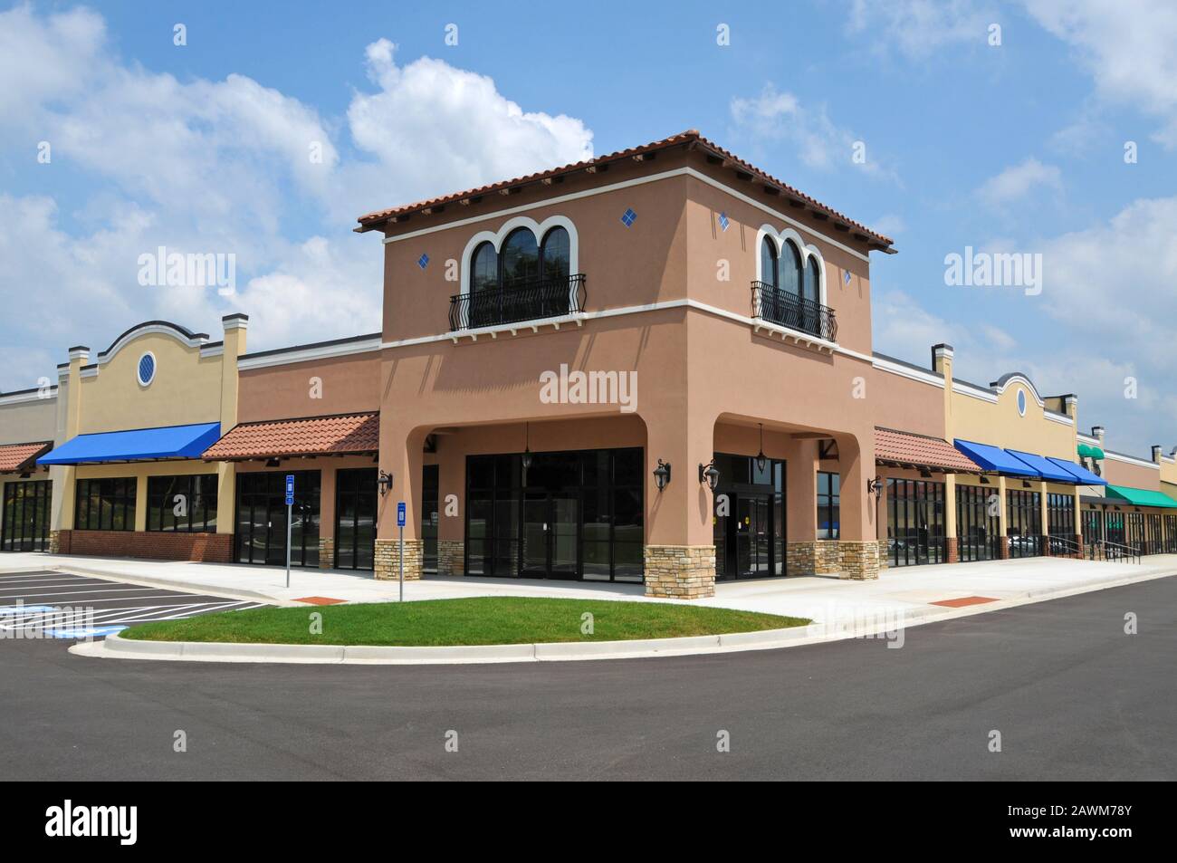 Store Fronts in a New Shopping Center Stock Photo - Alamy