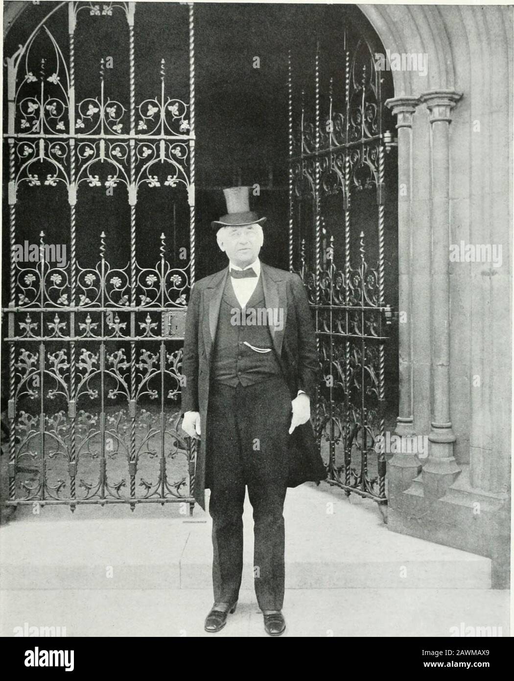 Sir Benjamin Stone's pictures; records of national life and history ...