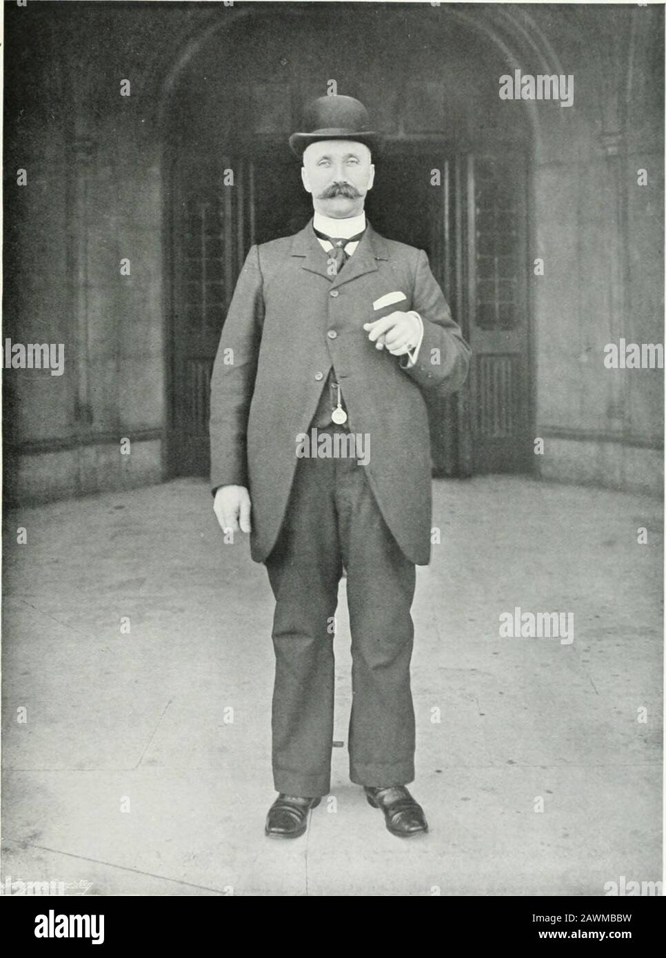 Sir Benjamin Stone's pictures; records of national life and history ...