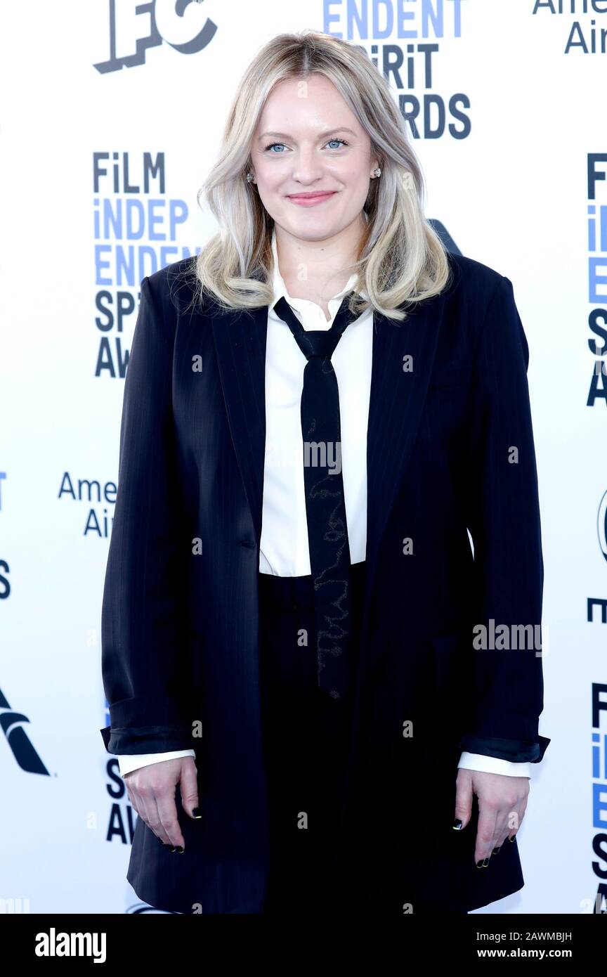 Elisabeth Moss at the 35th Annual Film Independent Spirit Awards 2020 ...