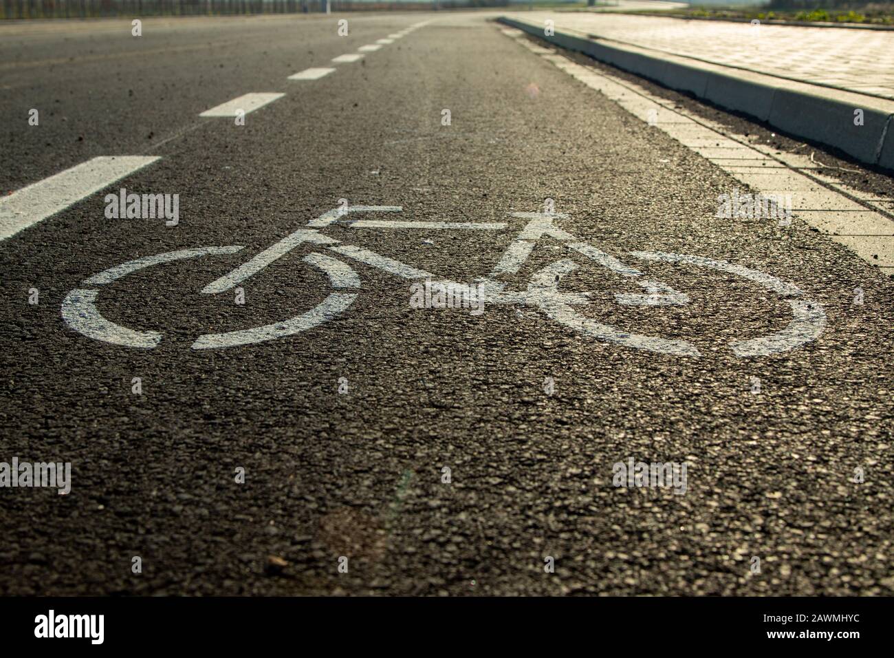 bike sign on the road, signing bicycle way Stock Photo - Alamy