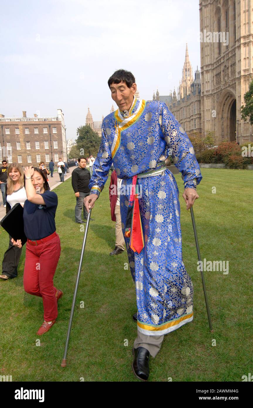 Xishun Bao, also known as Xi Shun regarded by the Guinness world ...