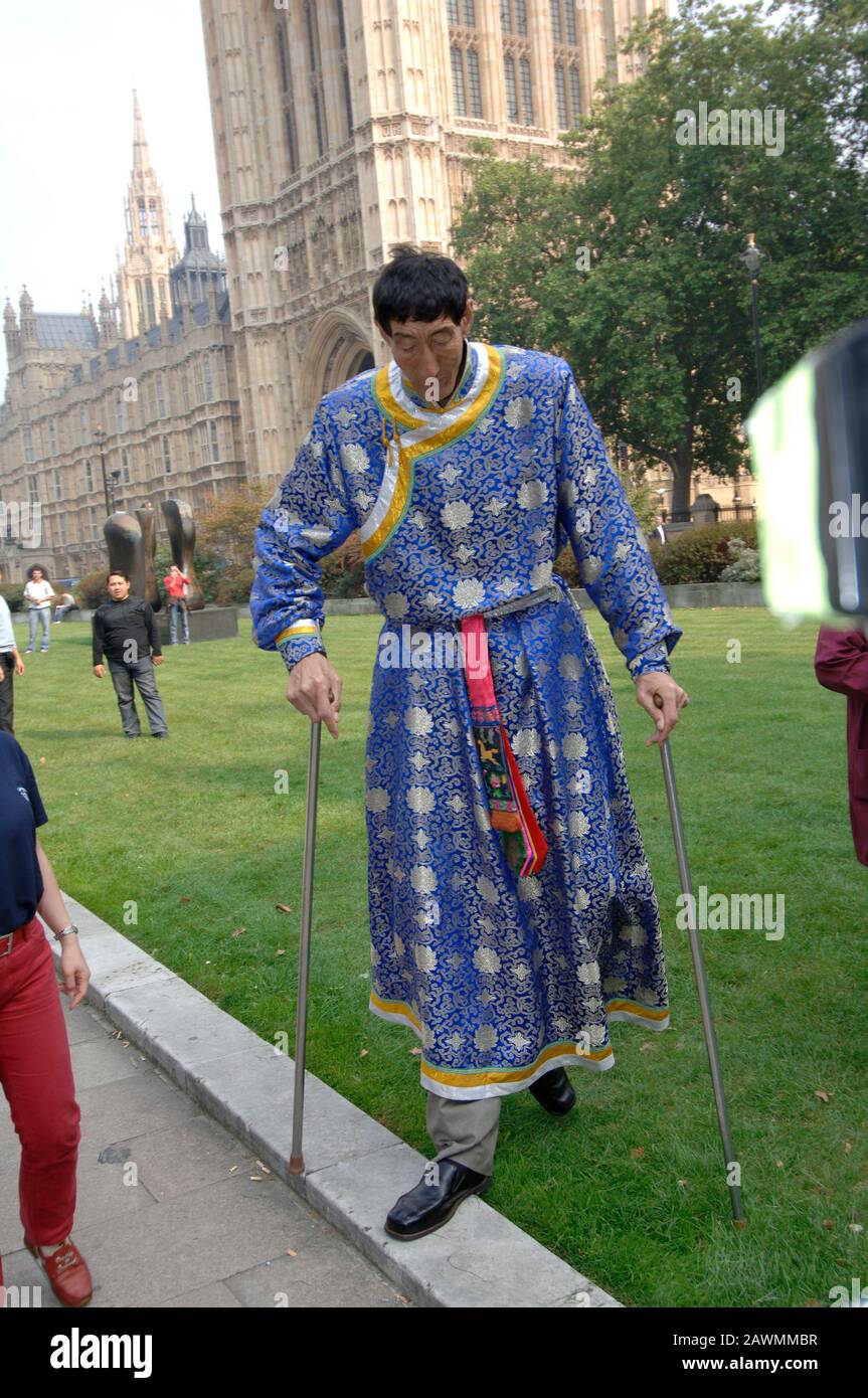 Xishun Bao, also known as Xi Shun regarded by the Guinness world ...
