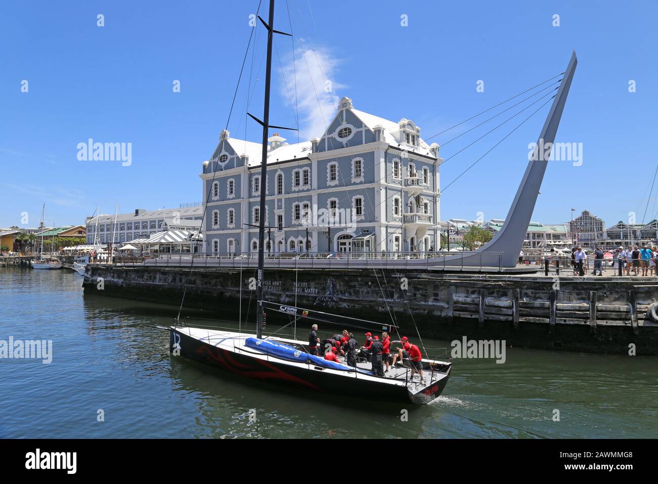 Swing bridge cape town waterfront hi-res stock photography and images ...