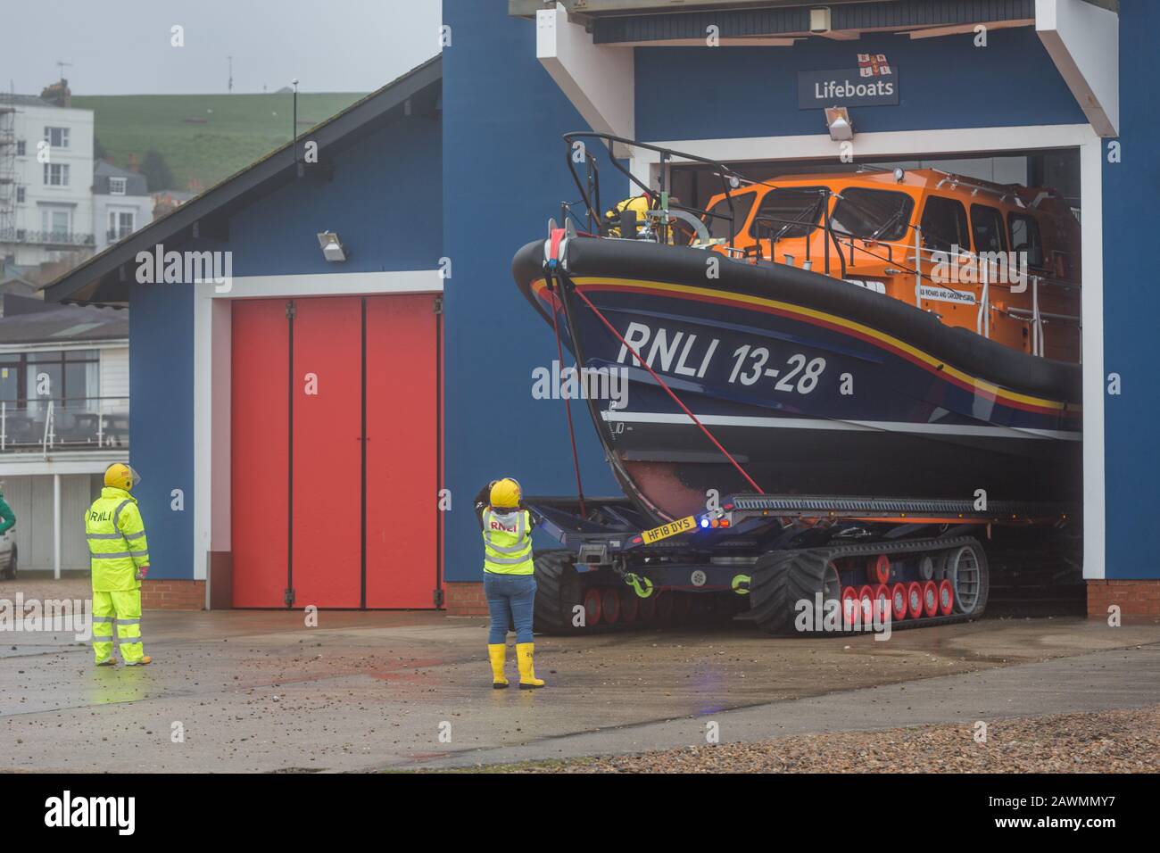 Lifeboat rescue storm hi-res stock photography and images - Alamy
