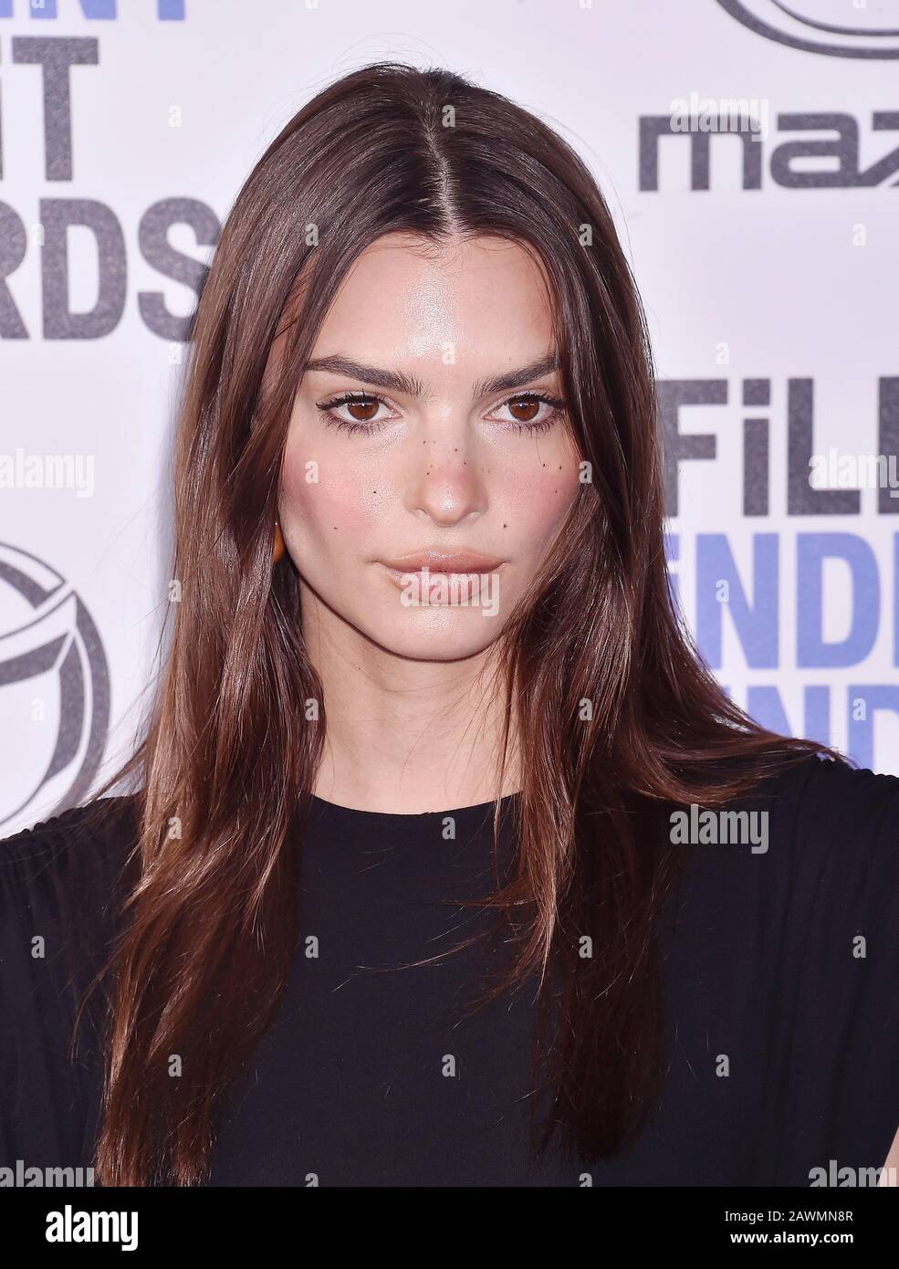 Emily ratajkowski beach hi-res stock photography and images - Alamy