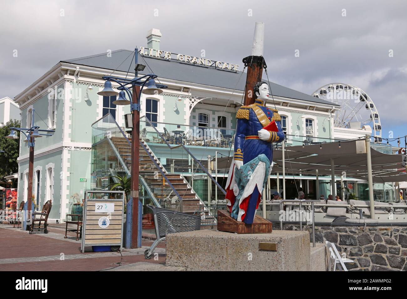 Life Grand Cafe, Old Pierhead Square, V&A Waterfront, Cape Town, Table ...