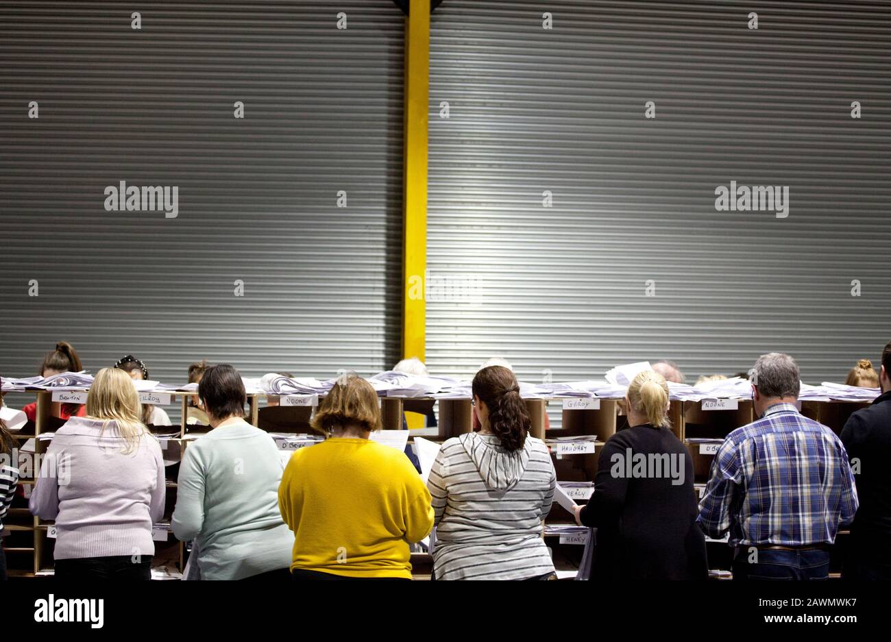 2020 irish general election hi-res stock photography and images - Alamy