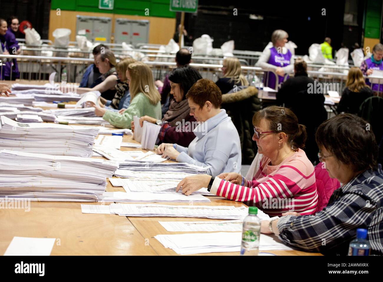 Ballot paper ireland hi-res stock photography and images - Alamy