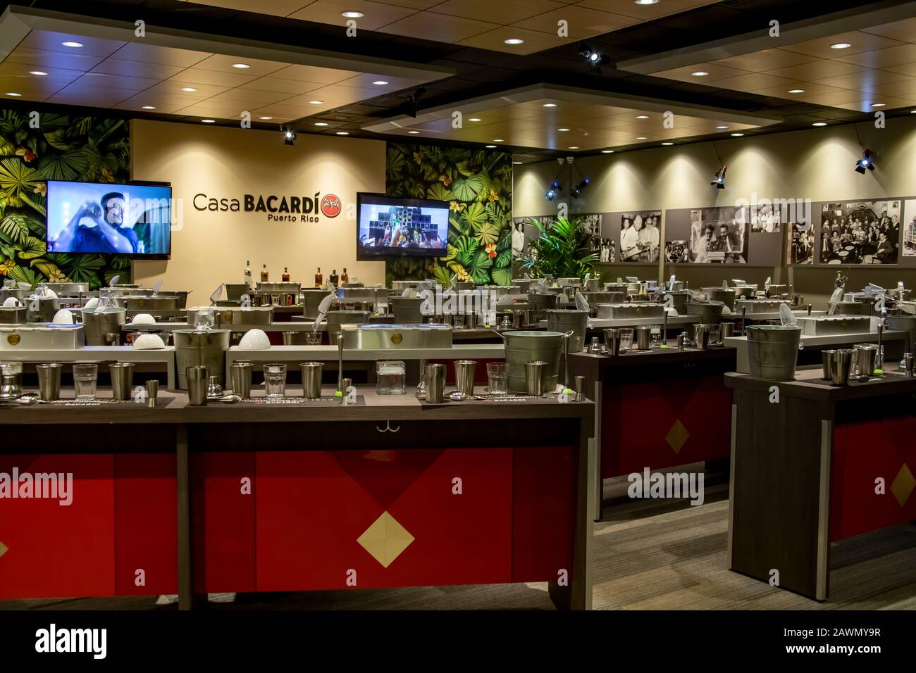 San Juan, Puerto Rico - January 22, 2020 : Classroom for mixology in ...