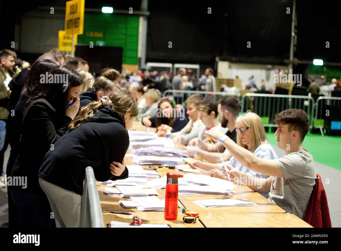 2020 irish general election hi-res stock photography and images - Alamy