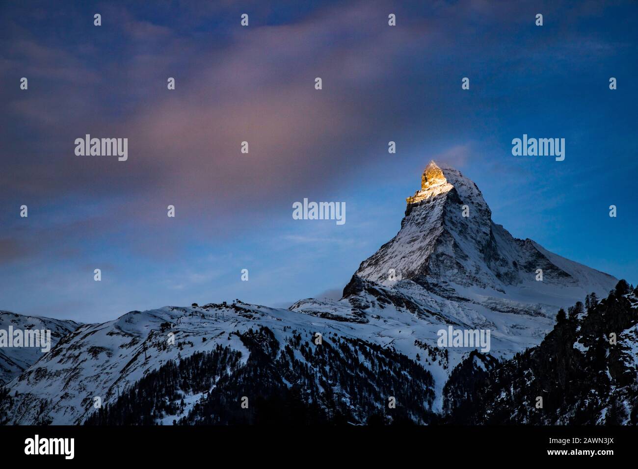 Beautiful sunrise over swiss mountains hi-res stock photography and ...