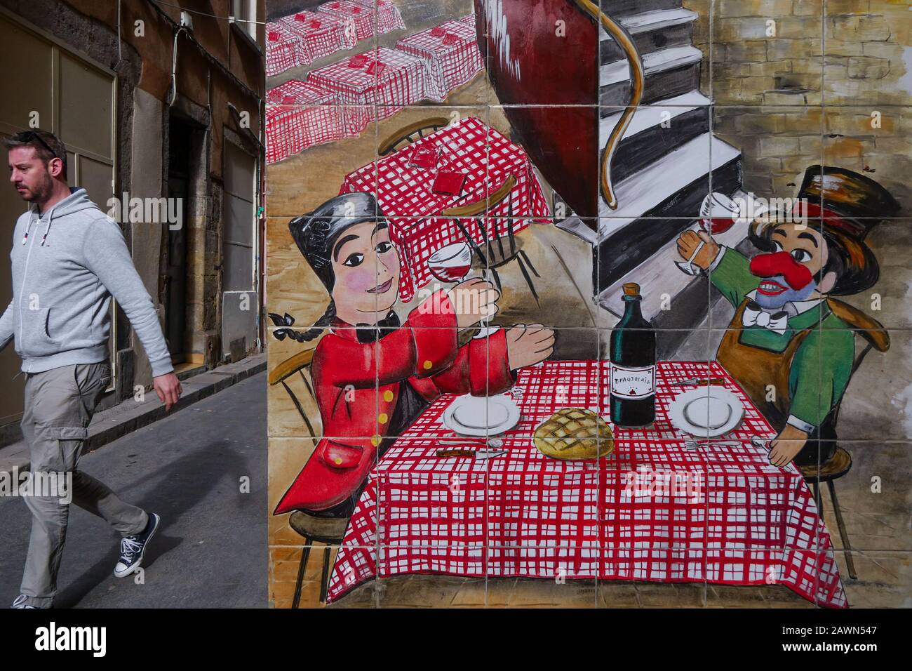 Traditional Bouchon, Lyon, France Stock Photo - Alamy