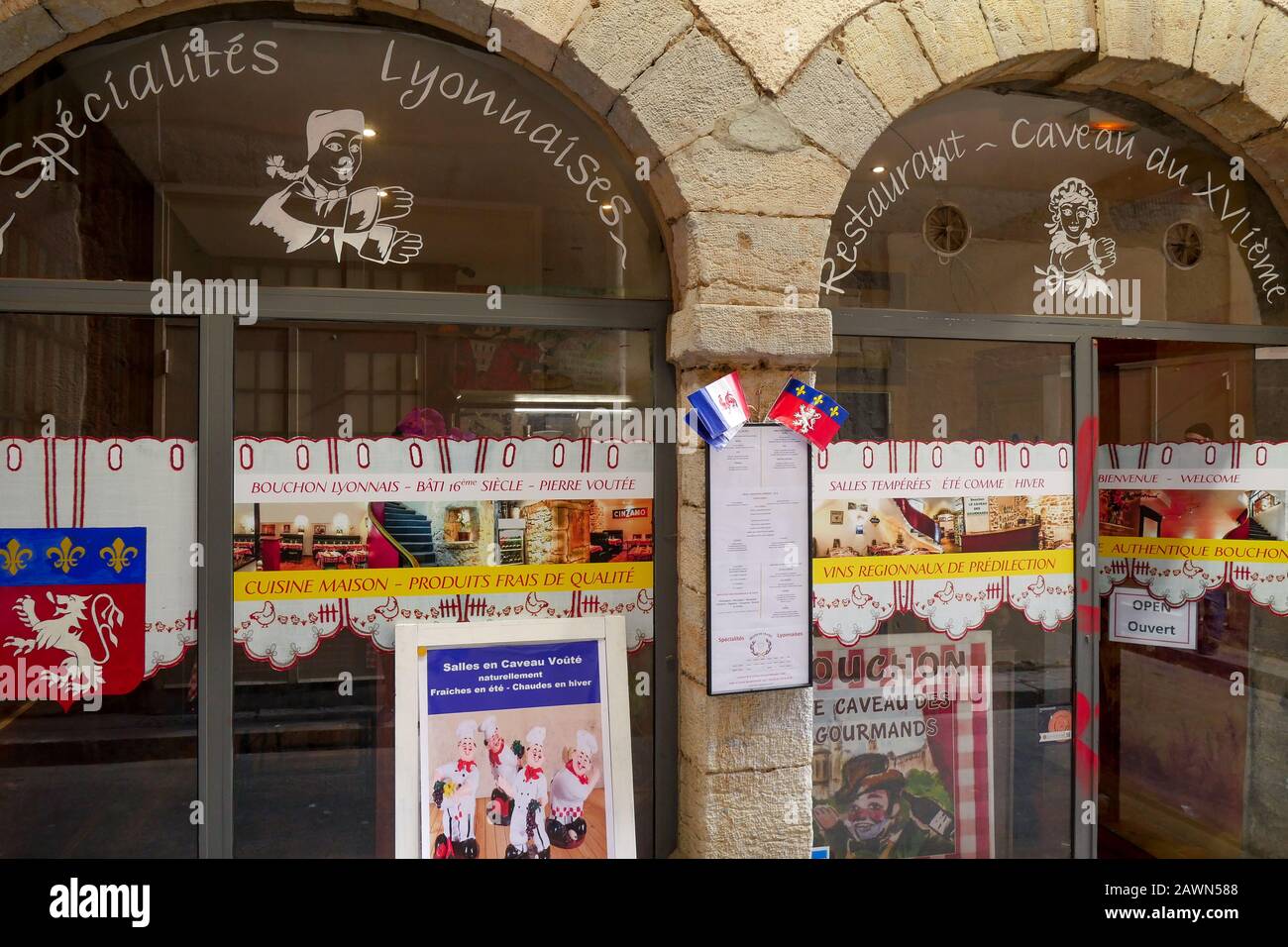 Traditional Bouchon, Lyon, France Stock Photo - Alamy