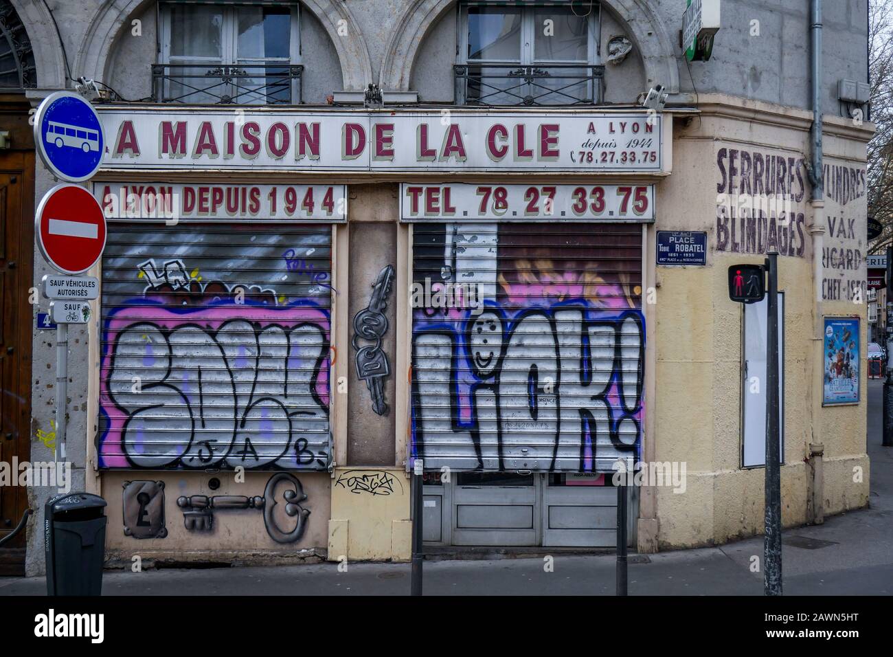 The House of the Key, Old shop, Lyon, France Stock Photo - Alamy