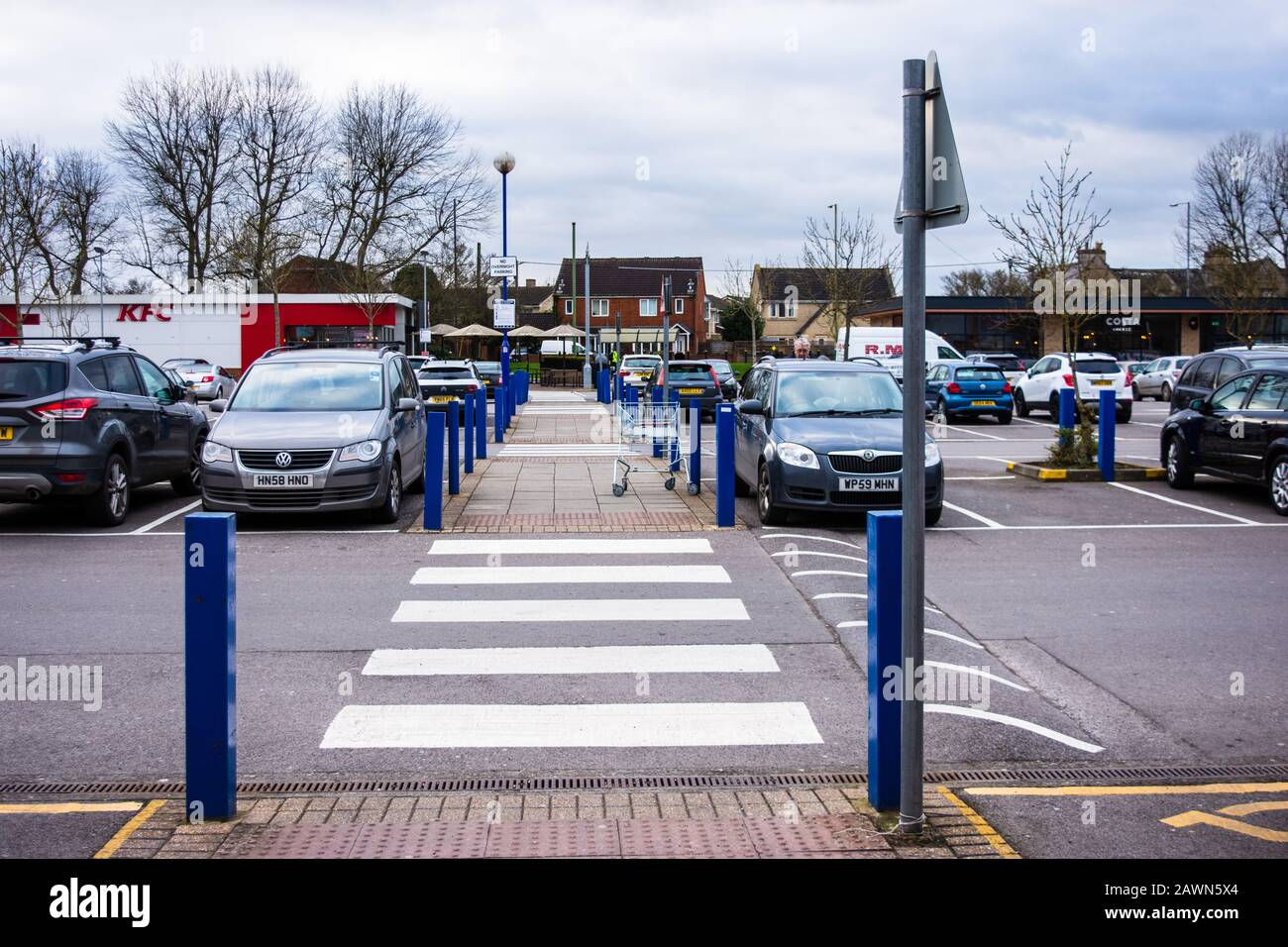 Carpark safety hi-res stock photography and images - Alamy