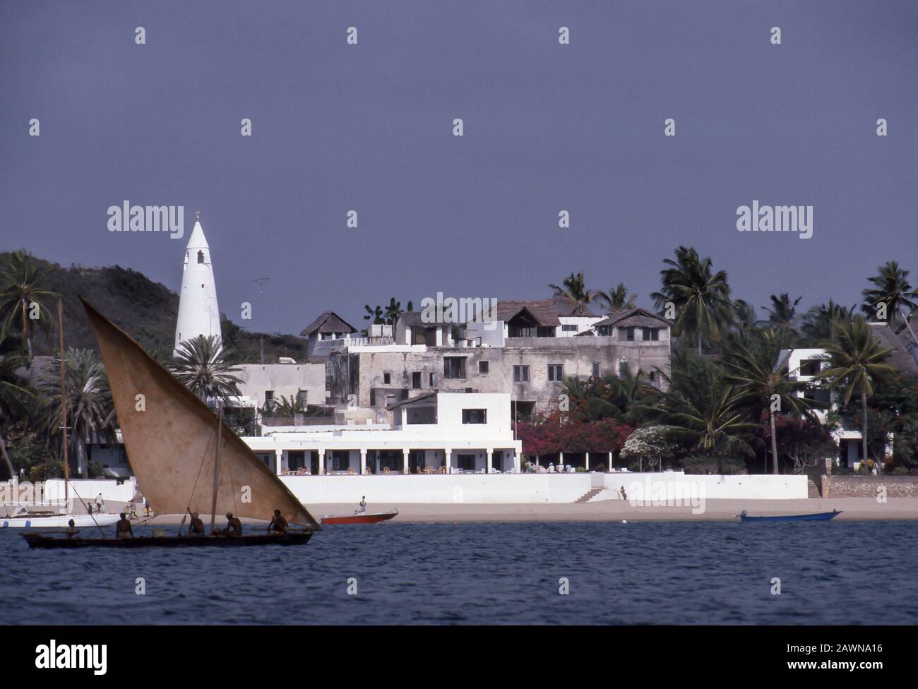 Swahili dhow boat zanzibar hi-res stock photography and images - Alamy