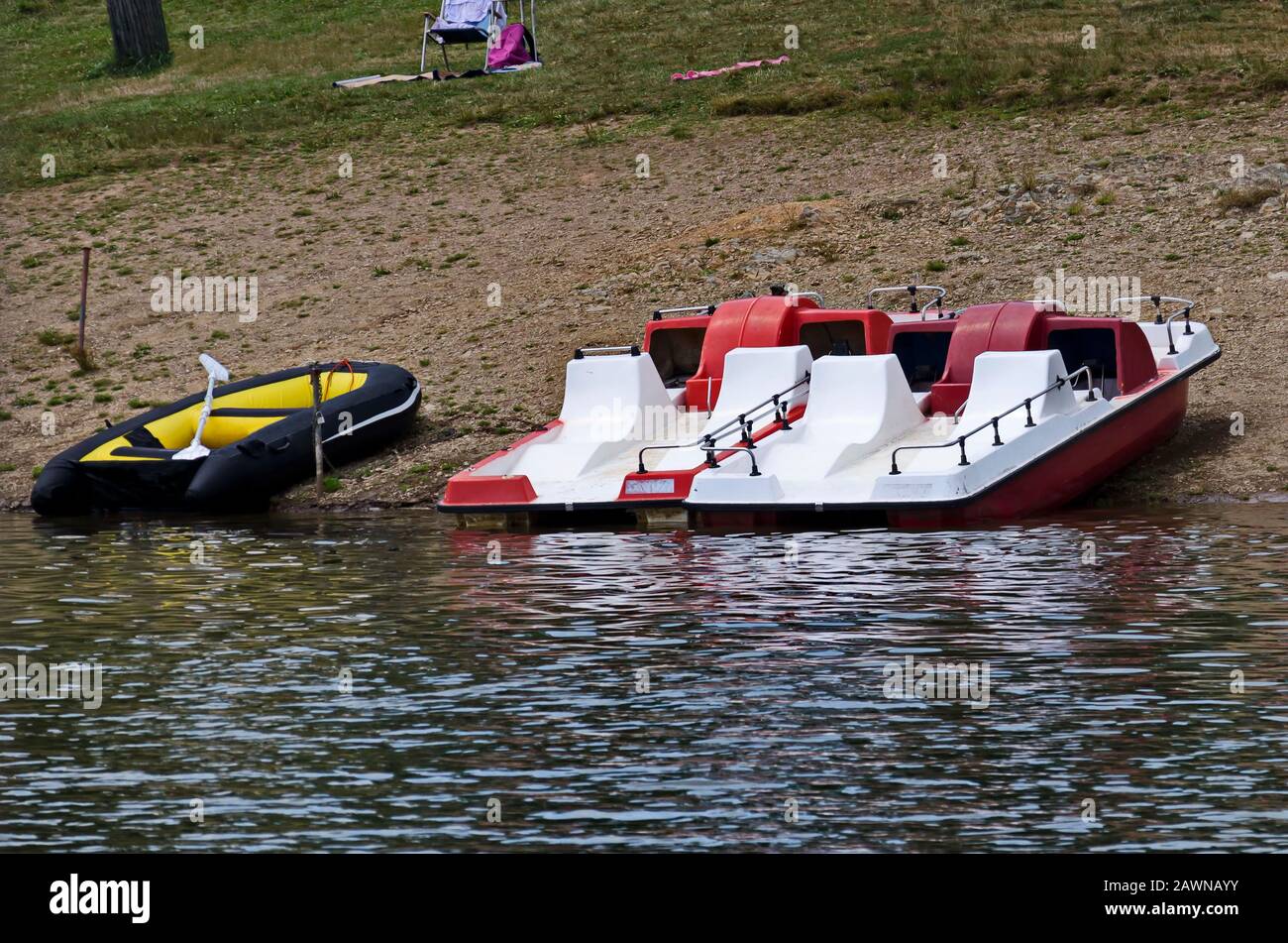 Small wharf hi-res stock photography and images - Alamy