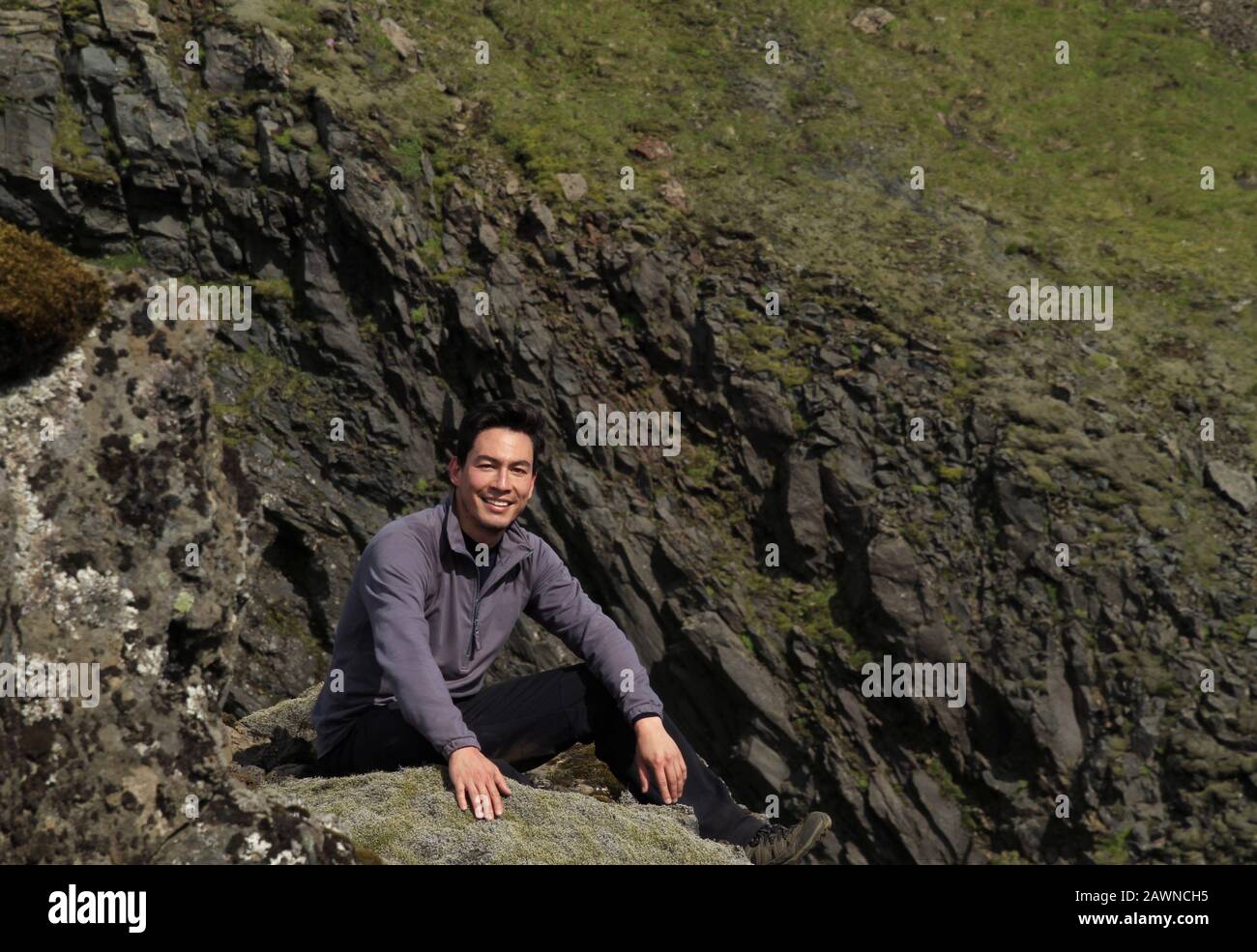 Extreme wide shot young man hi-res stock photography and images - Alamy