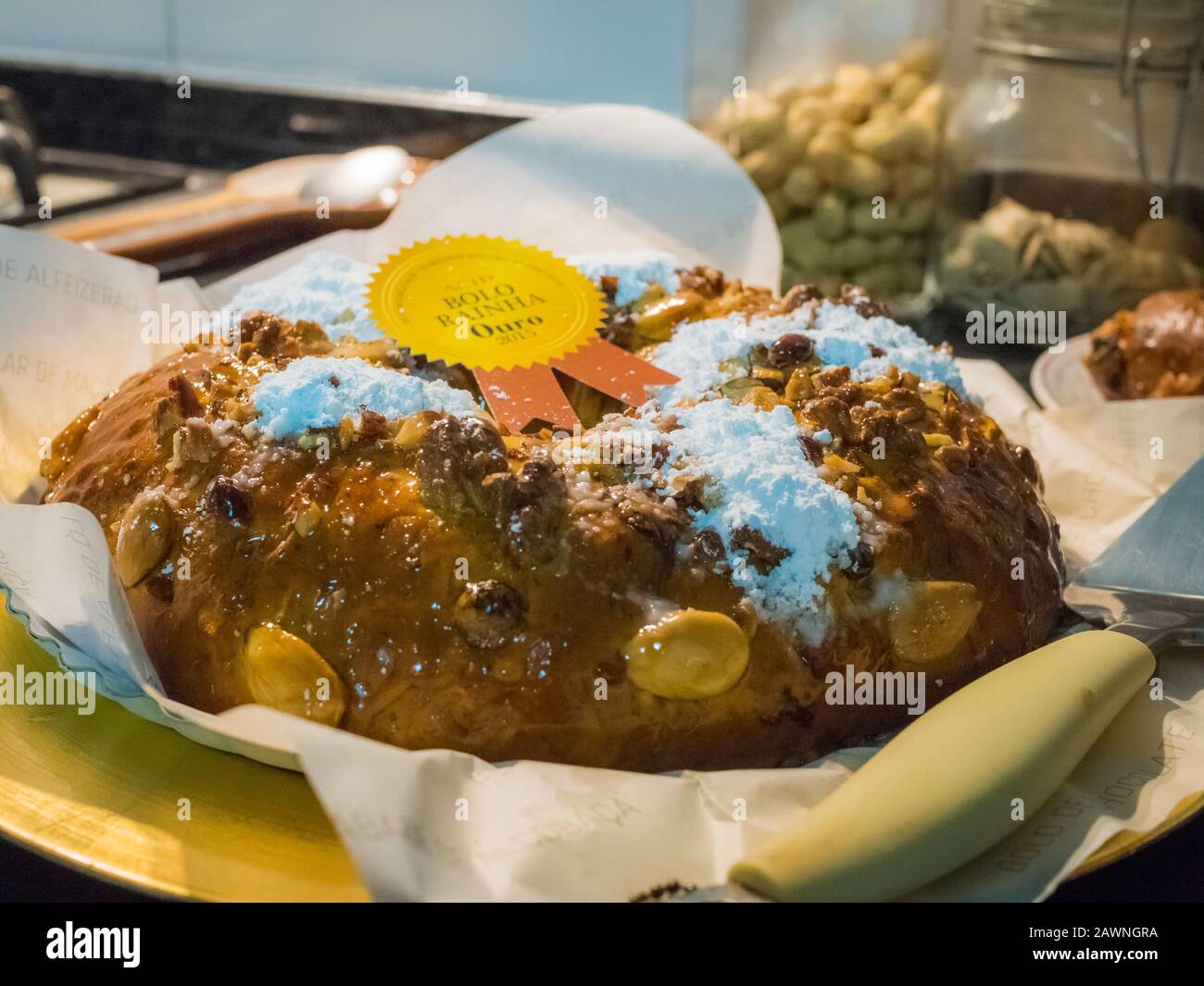 Cake bolo rei hi-res stock photography and images - Alamy
