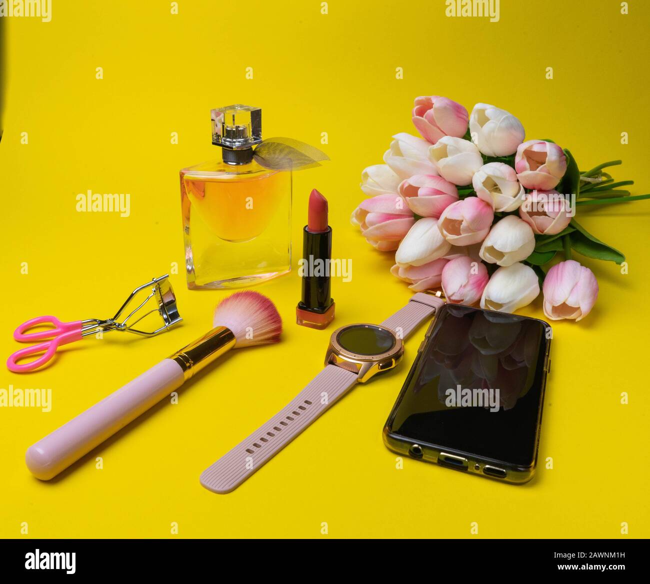 Perfume box solid hi-res stock photography and images - Alamy