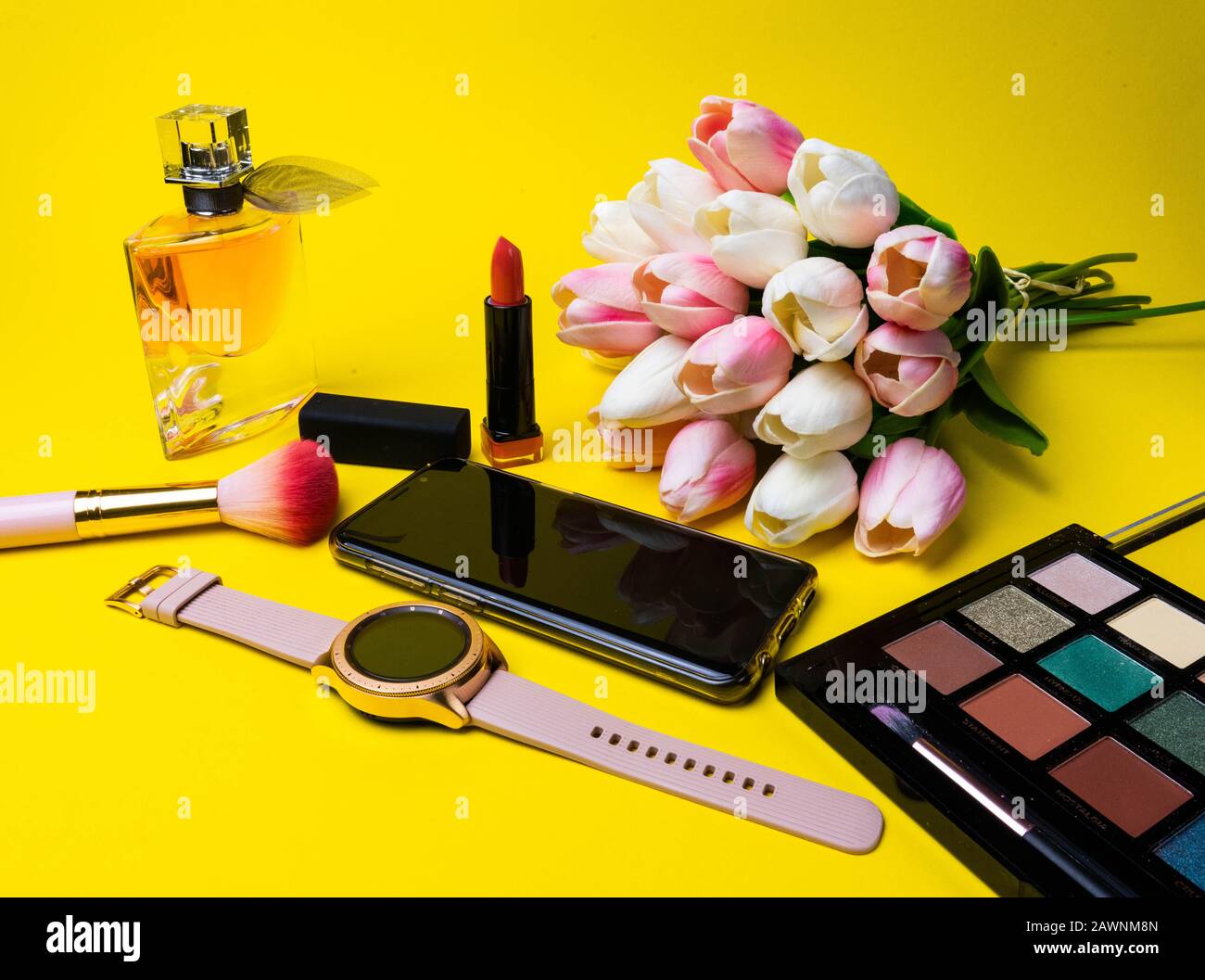 Yellow box perfume bottle hi-res stock photography and images - Alamy