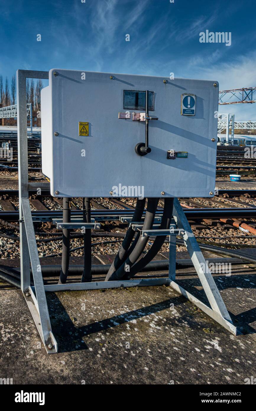 Third rail hi-res stock photography and images - Alamy