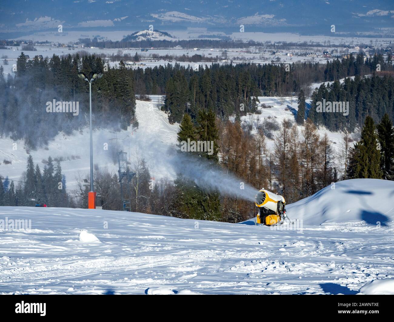 Snowmaking facility hi-res stock photography and images - Alamy