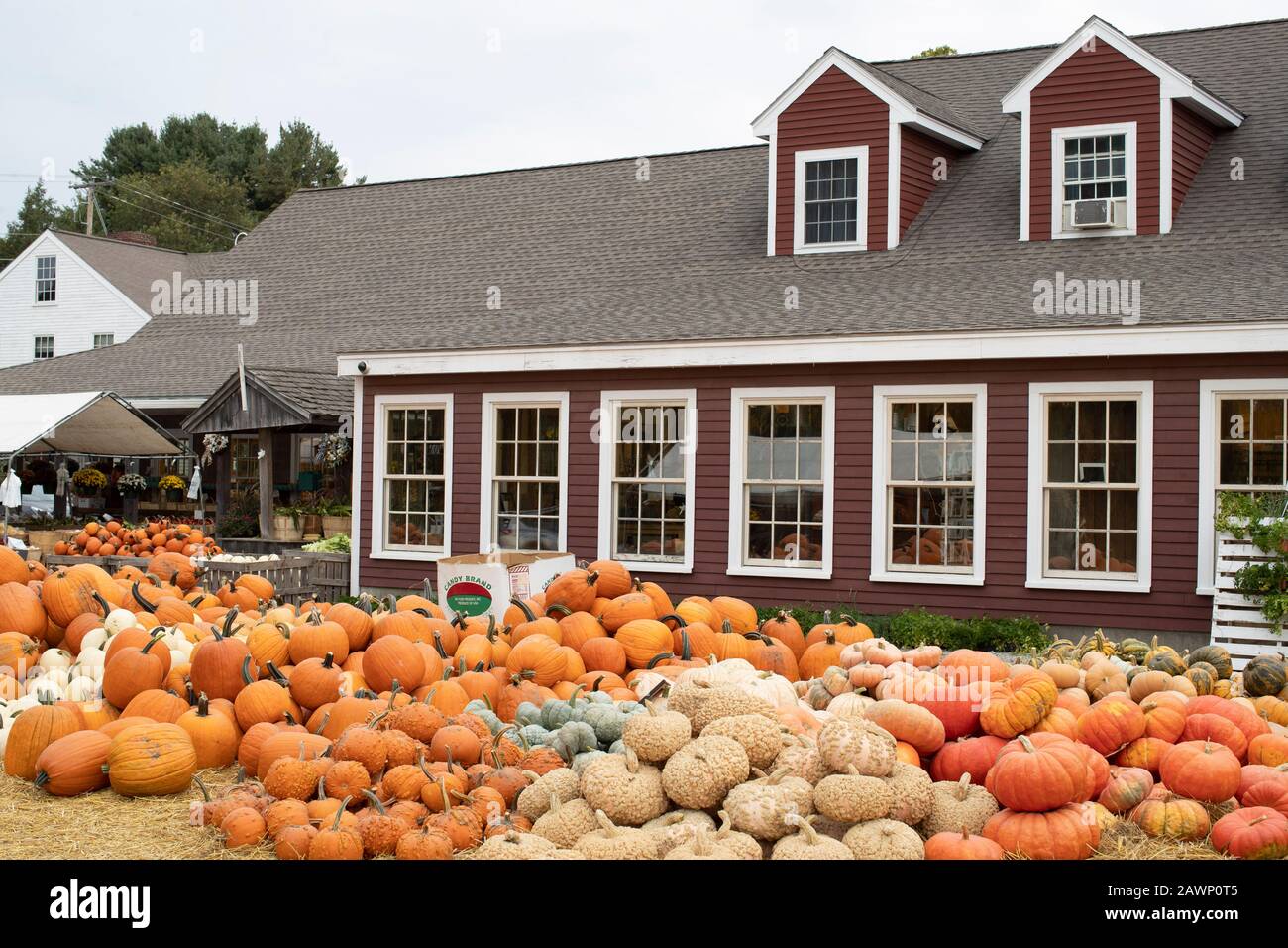 Lull farm hi-res stock photography and images - Alamy