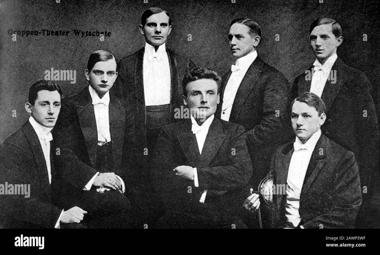 1917 ca , GERMANY : The german theatre Marxist director ERWIN PISCATOR ...