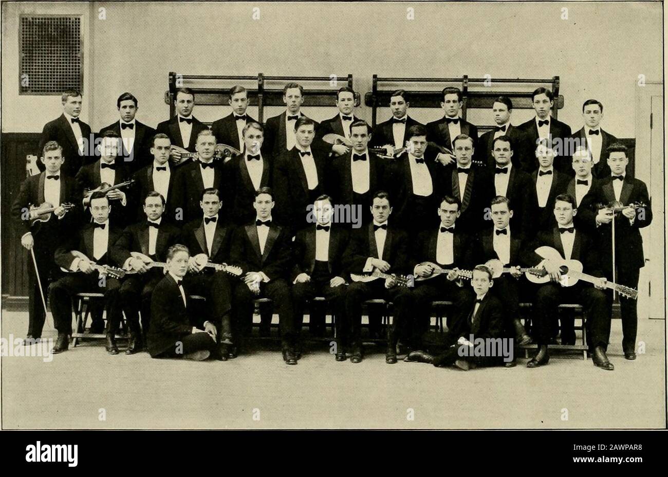 The record of the class of 1909 . MUSICAL CLUBS Stock Photo - Alamy