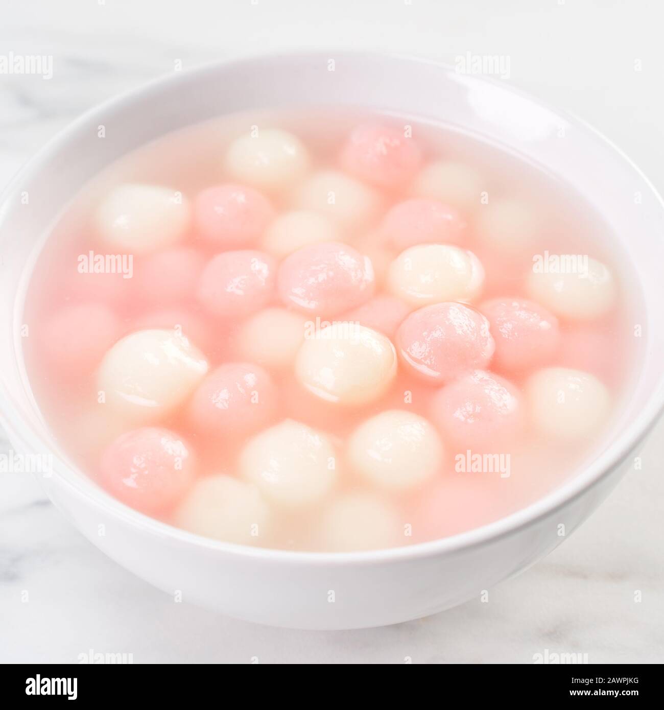 Tang yuan, tangyuan, delicious red and white rice dumpling balls in a ...
