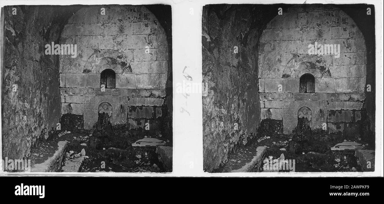 Mare de deu de Black and White Stock Photos & Images - Alamy