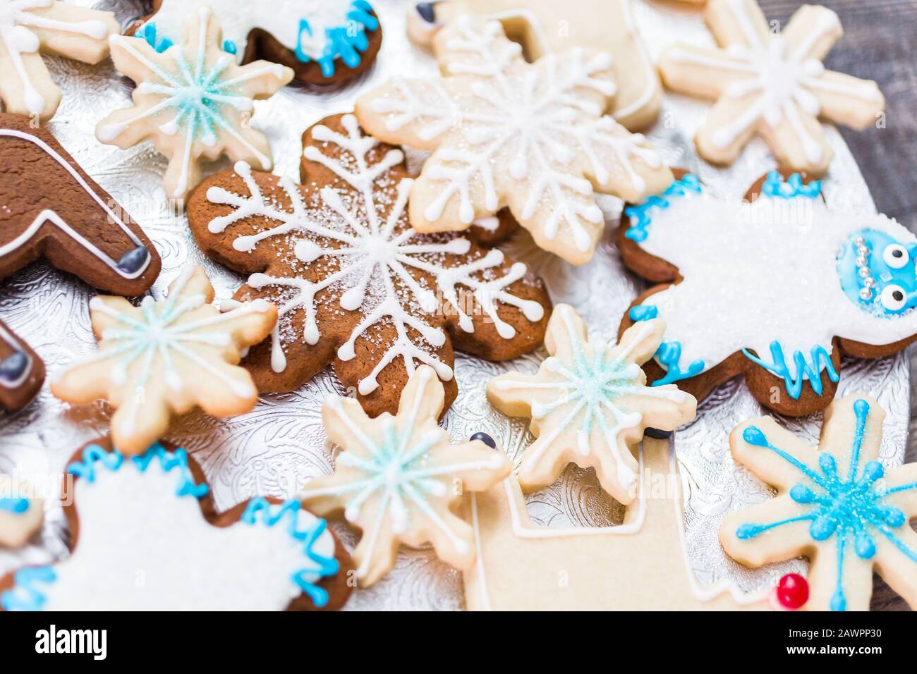 Christmas cookies decorated with royal icing Stock Photo - Alamy