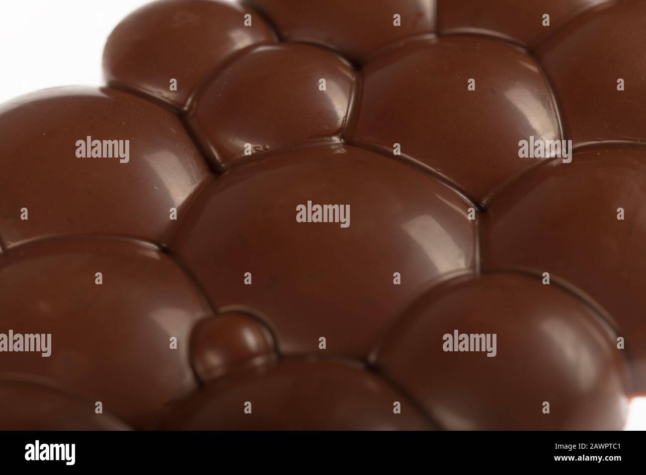 milk chocolate bar, chocolate popping (popcik) isolated on white ...