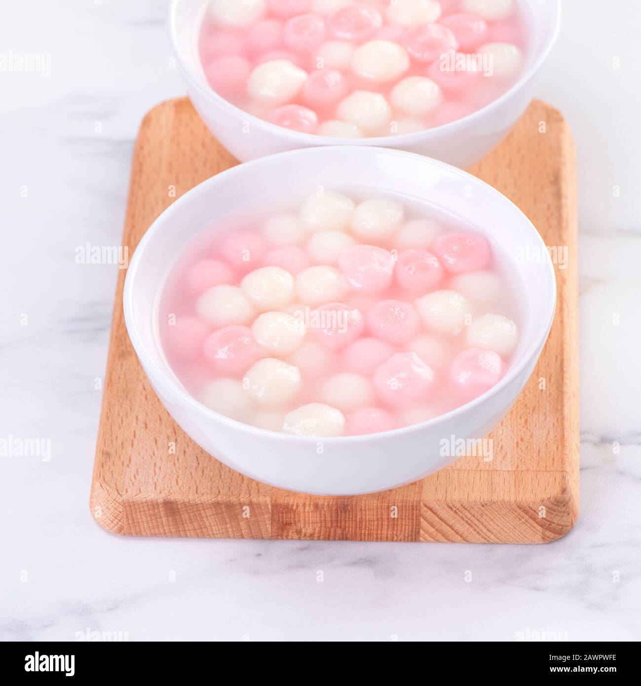 Tang yuan, tangyuan, delicious red and white rice dumpling balls in a ...