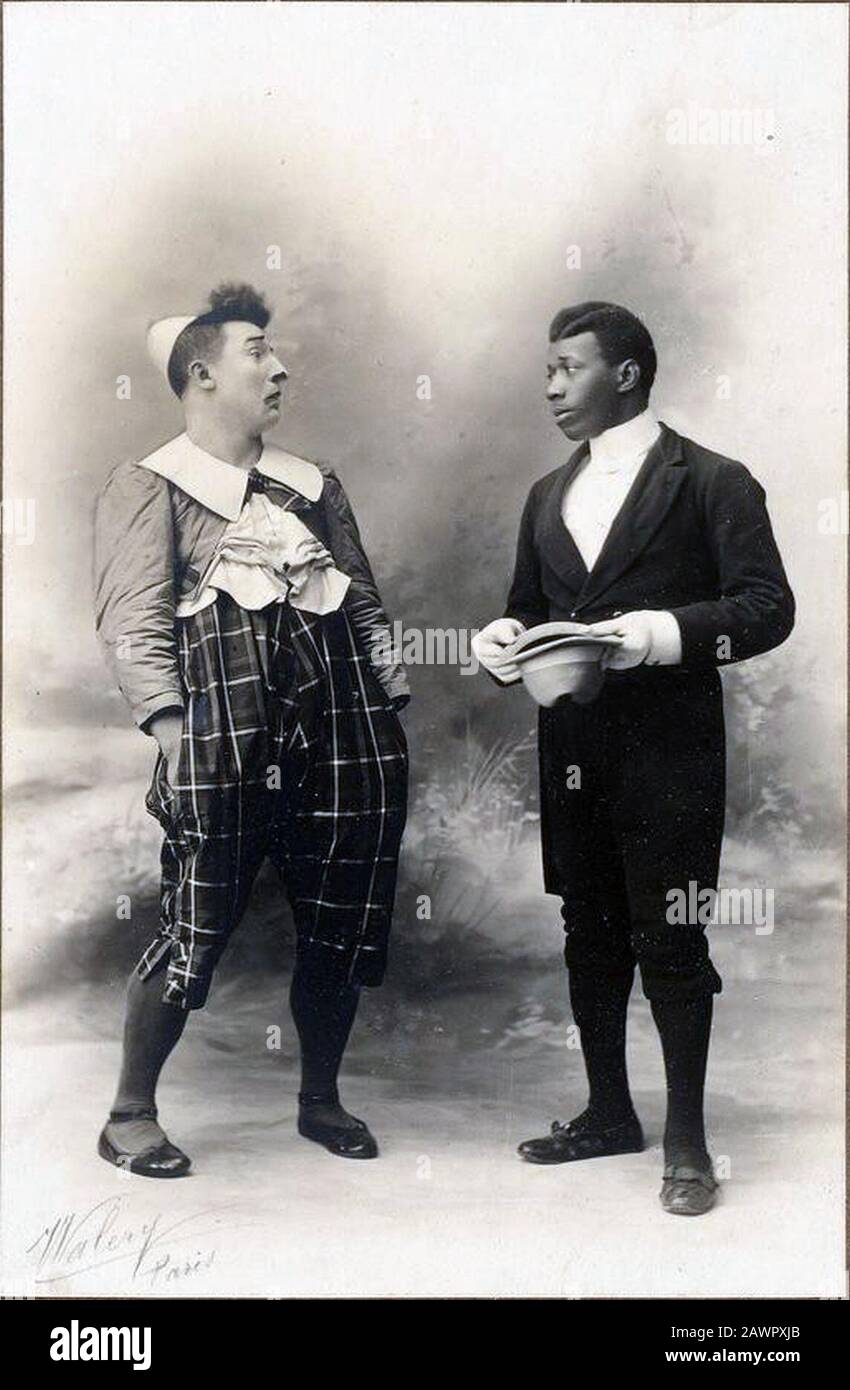 Footit chocolat hi-res stock photography and images - Alamy