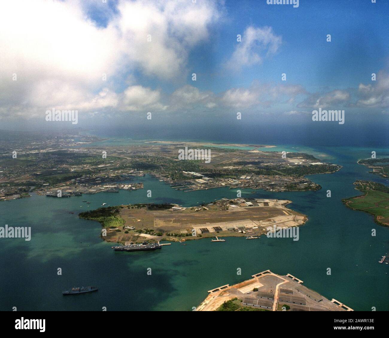 Ford Island aerial photo RIMPAC 1986 Stock Photo - Alamy