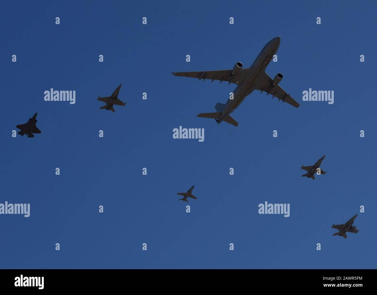 Formation of RAAF aircraft at the 2019 Avalon airshow Stock Photo - Alamy
