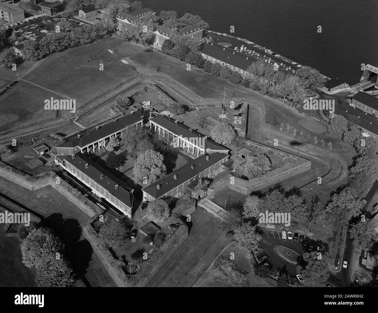 Fort Jay aerial view HABS NY,31-GOVI,1-11 Stock Photo - Alamy