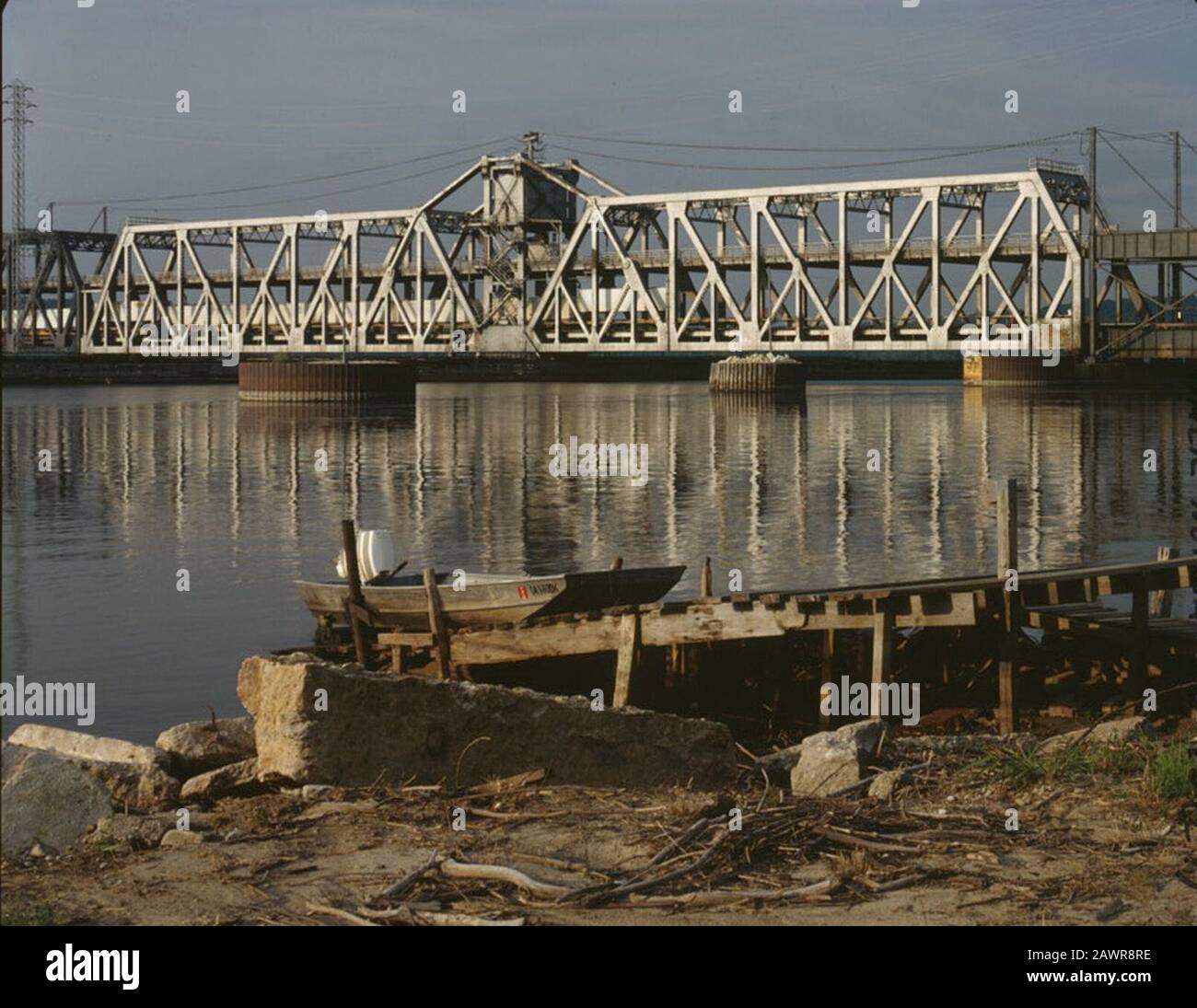 Fort madison toll bridge hi-res stock photography and images - Alamy