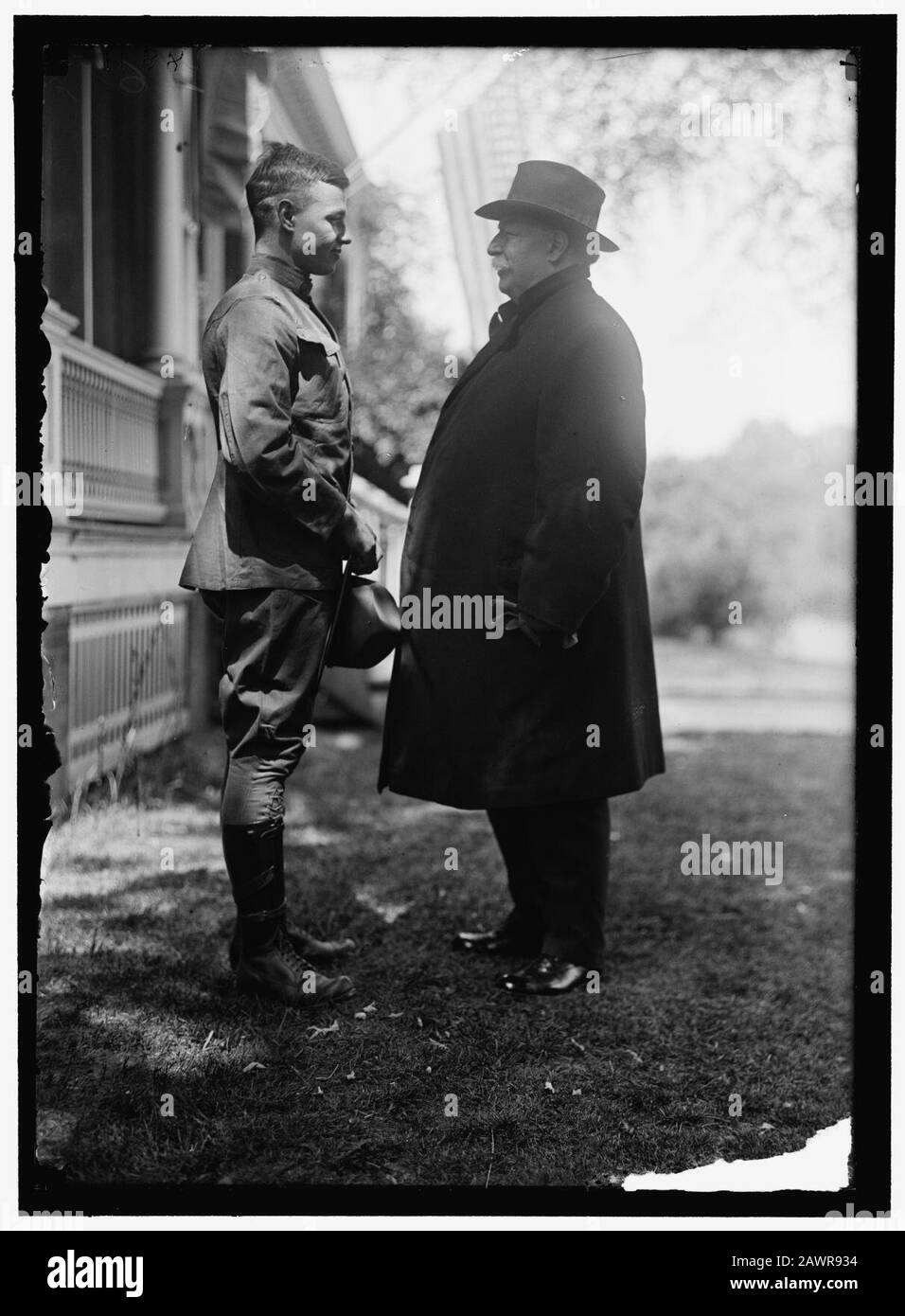 FORT MYER OFFICERS TRAINING CAMP. CHARLES P. TAFT AT CAMP WITH FATHER ...