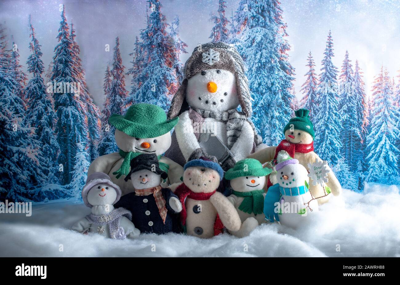 Snowman family snowman snowmen snow woman snow women hi-res stock ...
