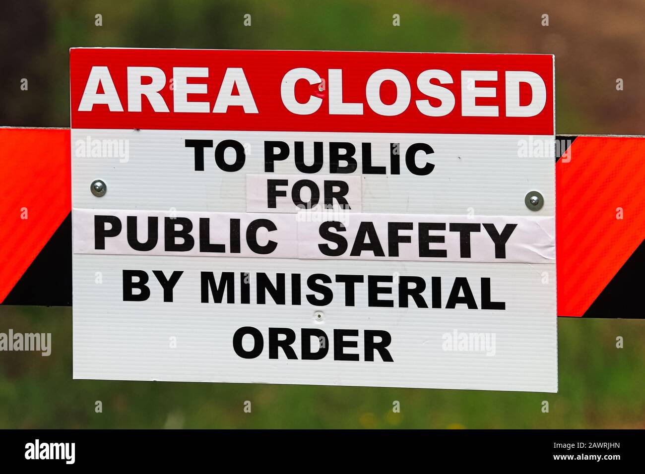 An area closed to public for safety sign Stock Photo - Alamy