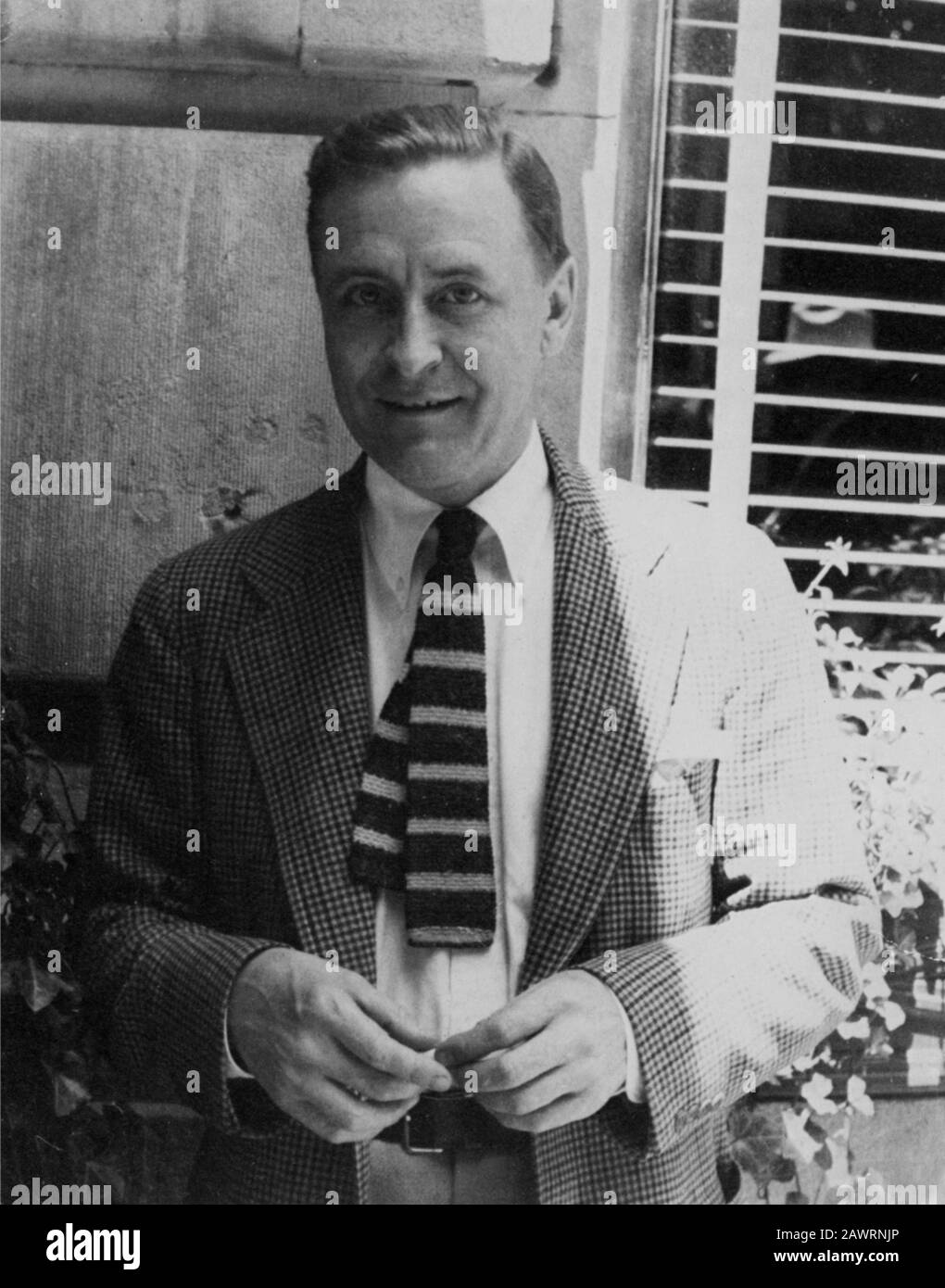 1937 , NEW YORK, USA : The american writer FRANCIS SCOTT FITZGERALD ...