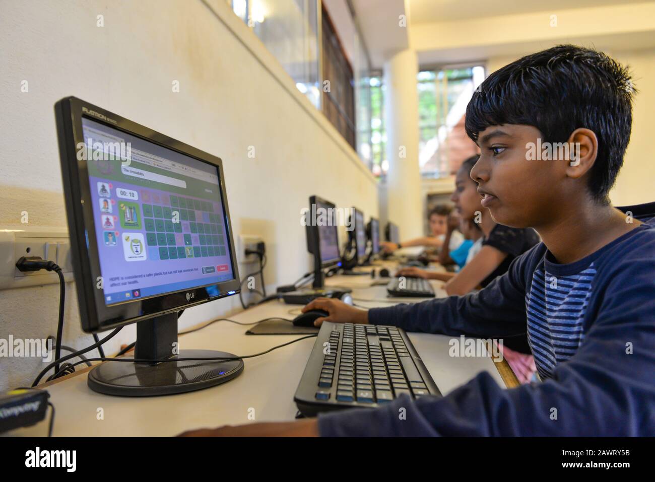 India computer technology hi-res stock photography and images - Alamy
