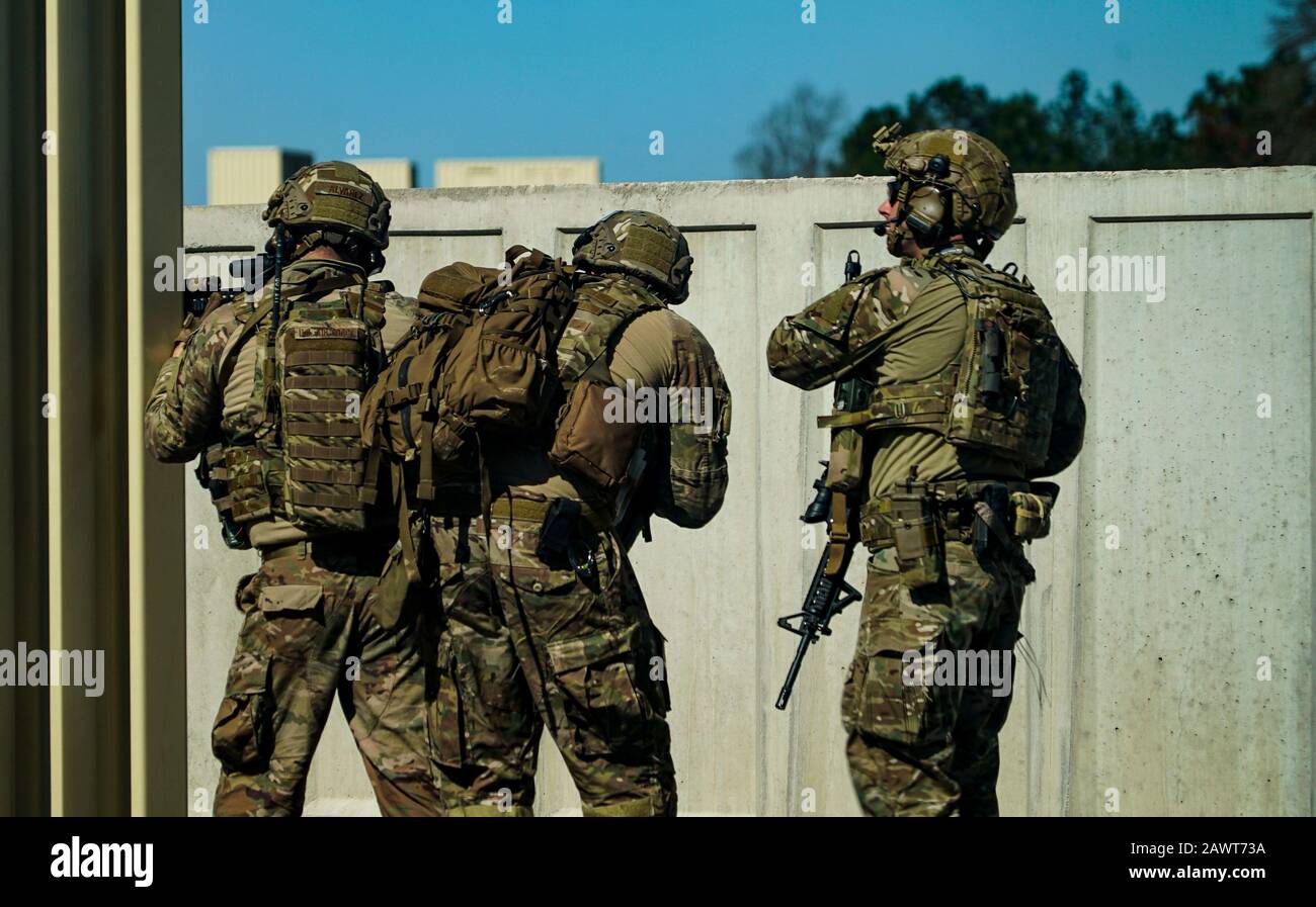 U.S. Air Force Tactical Air Control Party (TACP) Airmen, prepare to ...