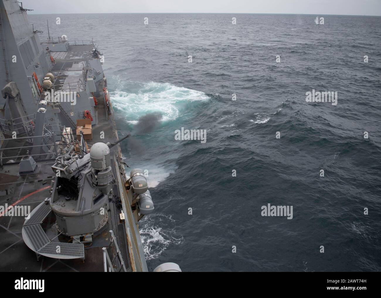 Guided missile destroyer uss forrest sherman hi-res stock photography ...
