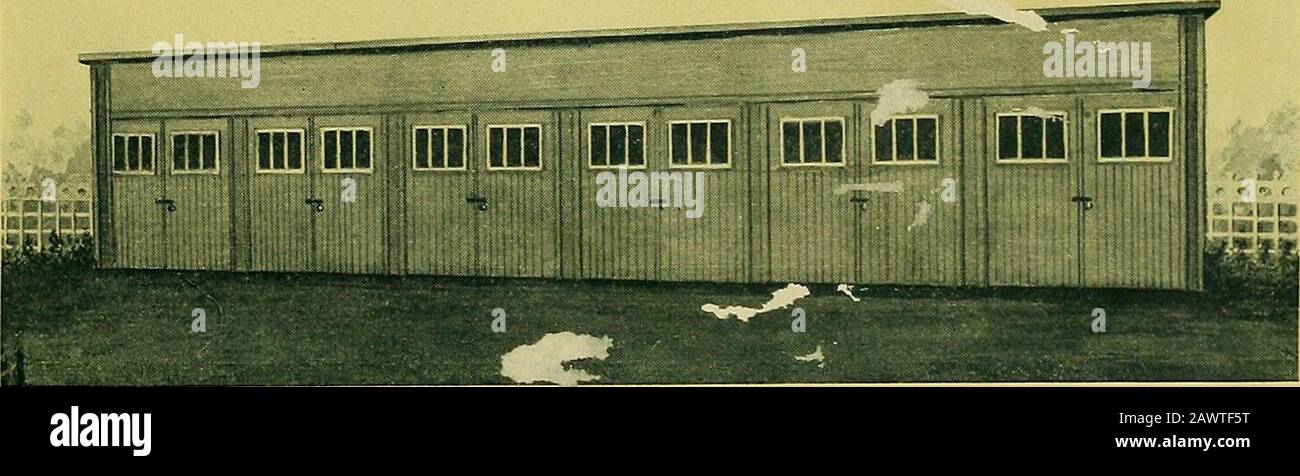 Group no 2 buildings hi-res stock photography and images - Alamy